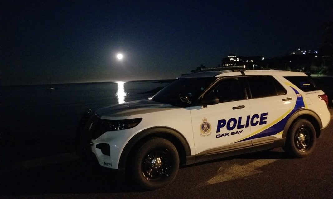 Two motorists in Oak Bay issued immediate driving bans for alcohol ...