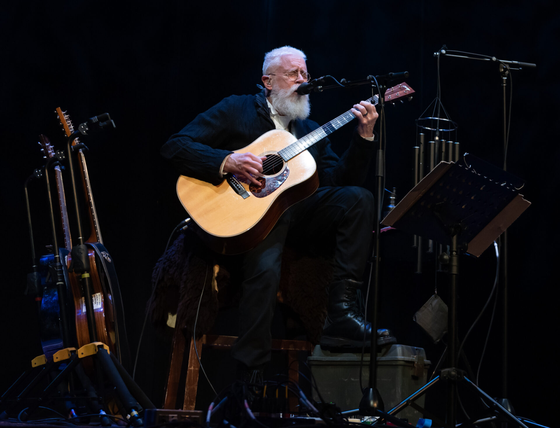 7 captures from Bruce Cockburn's live performance at Royal Theatre (PHOTOS)