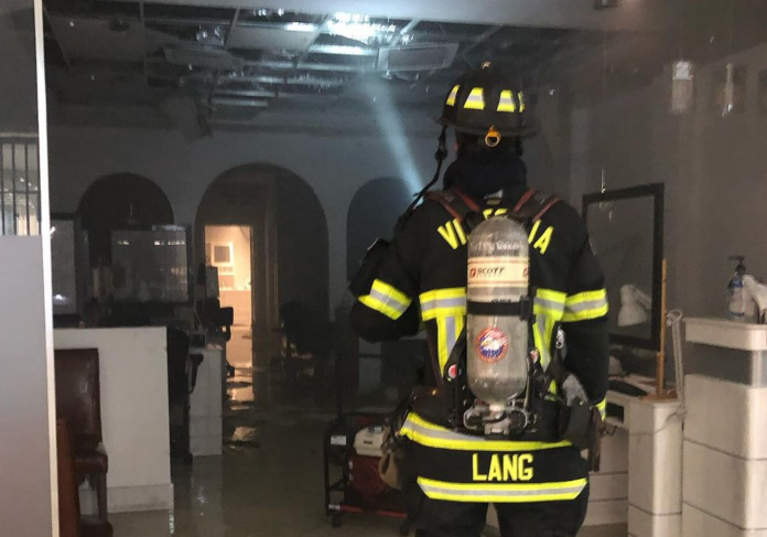 ‘Smoke pouring from a nail salon’: Victoria firefighters douse fire in ...