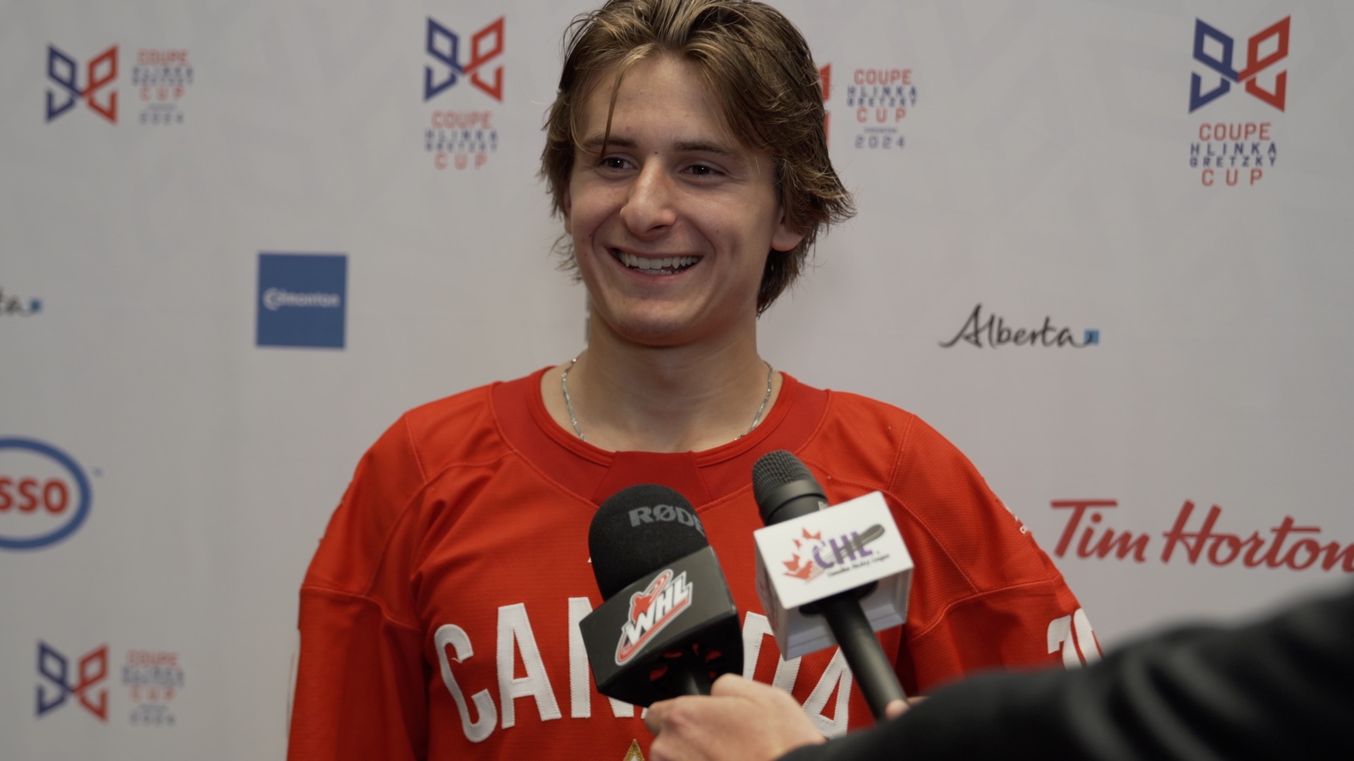 Royals forward Cole Reschny ranked top-15 in prominent NHL draft ranking