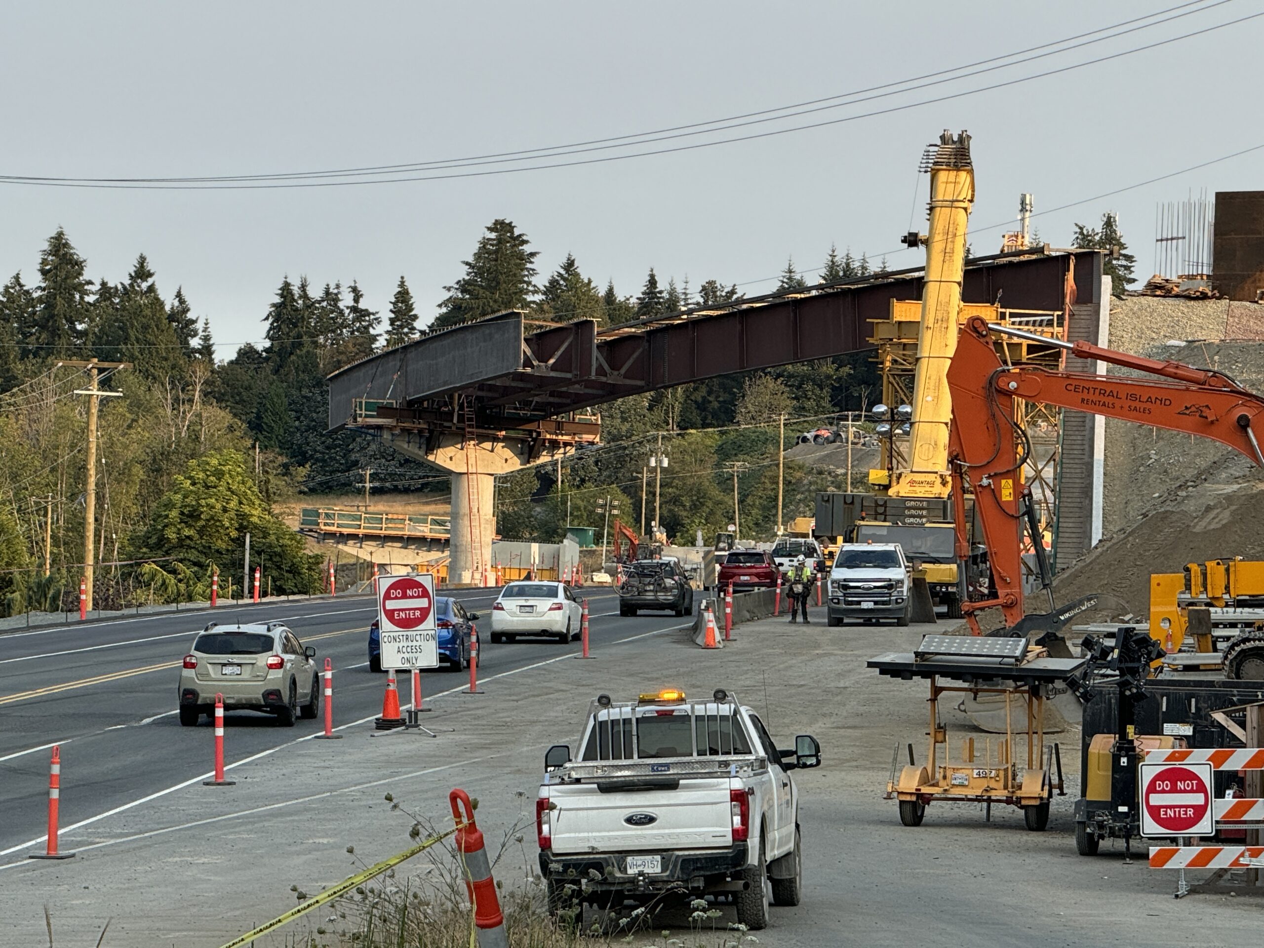 Keating Cross Road exit closed for emergency repairs on Pat Bay Highway