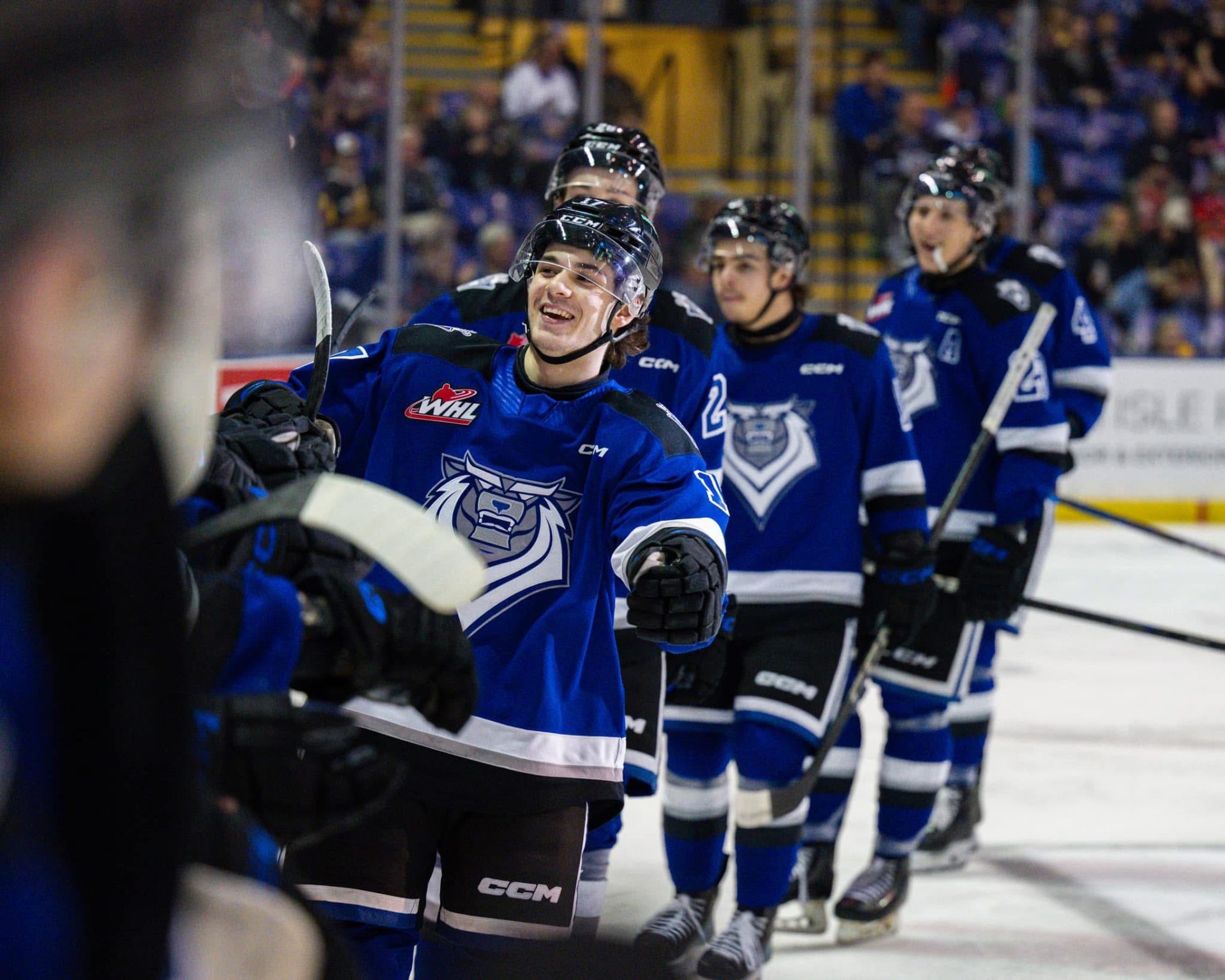 Victoria Royals clinch BC division title with big win over Prince George