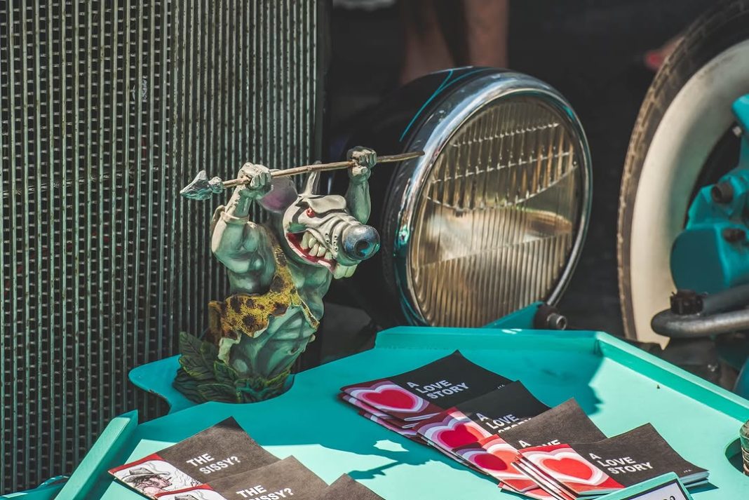 21 images from Victoria’s beloved Deuce Days craze (PHOTOS)