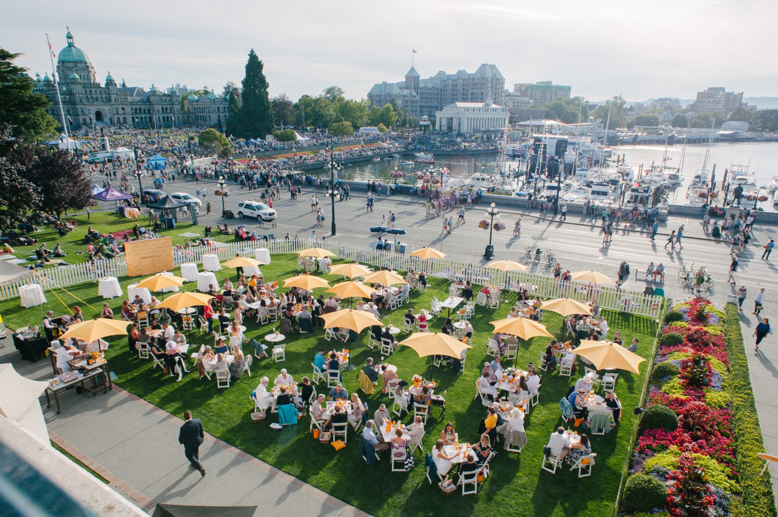 Watch Victoria’s Symphony Splash in VIP style at Fairmont Empress ...