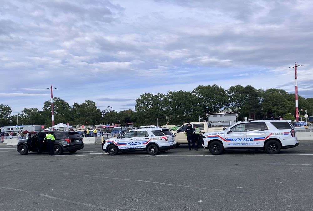 $7,700 in fines issued during taxi and ride-hail crackdown at Victoria ...