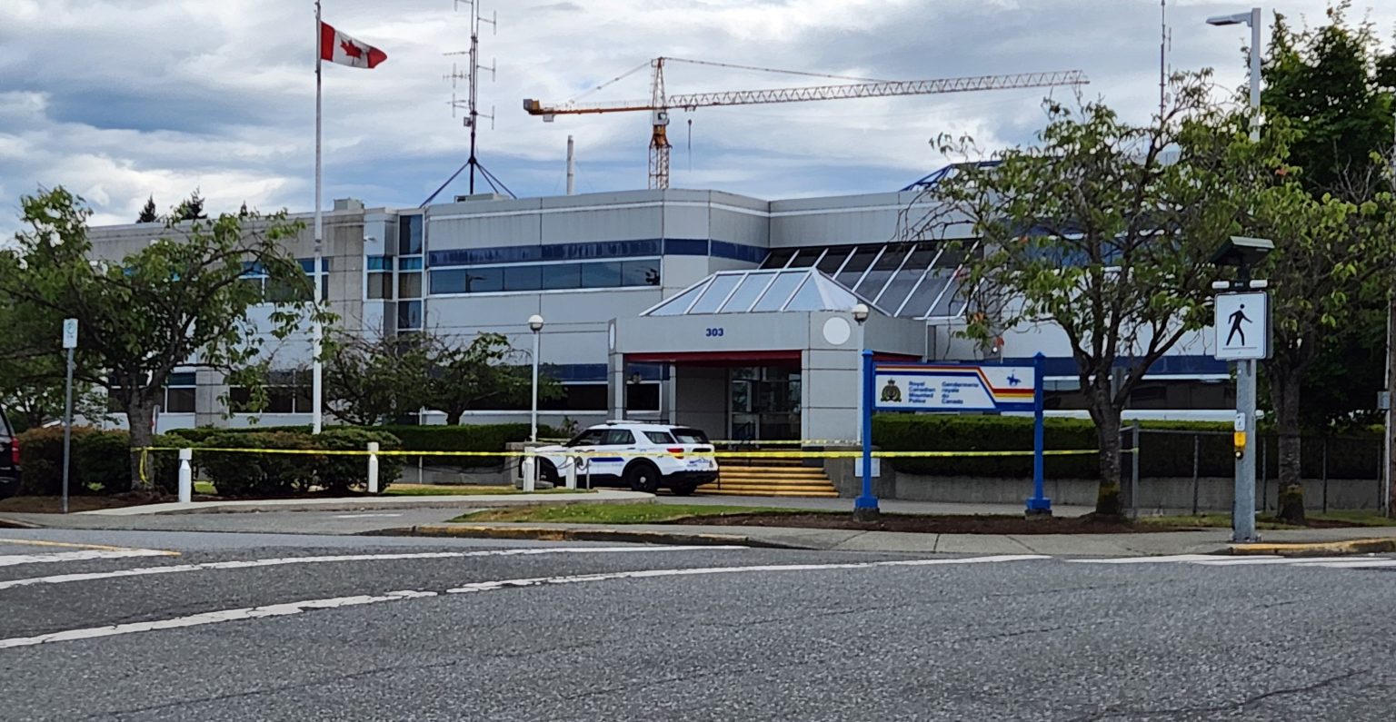 RCMP bomb scare in Nanaimo ends with unexpected twist inside package