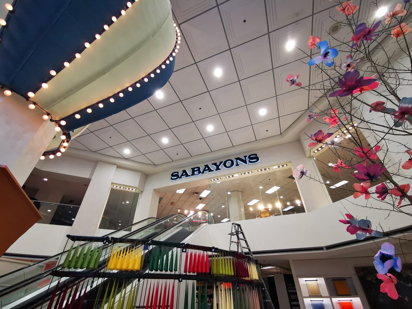 New high-end grocery store nearing completion in vacant Bay Centre location